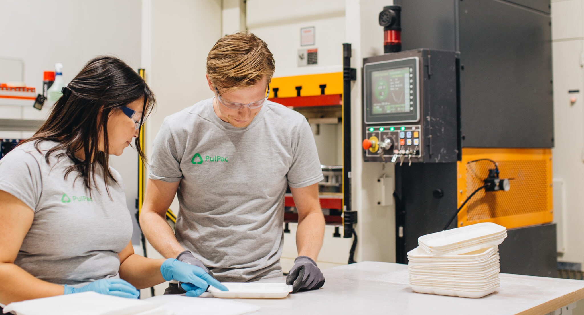 Dry Molded Fiber coffee lids now in Cafés in Gothenburg - PulPac